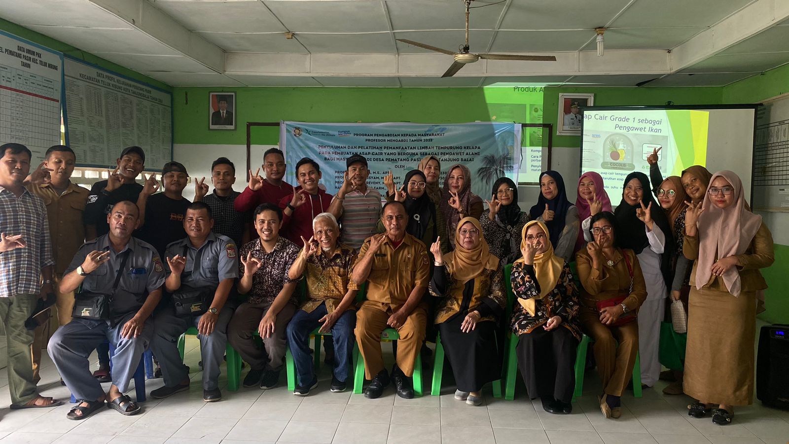Dosen Farmasi Usu Melaksanakan Kegiatan Pengabdian Masyarakat Dengan ...