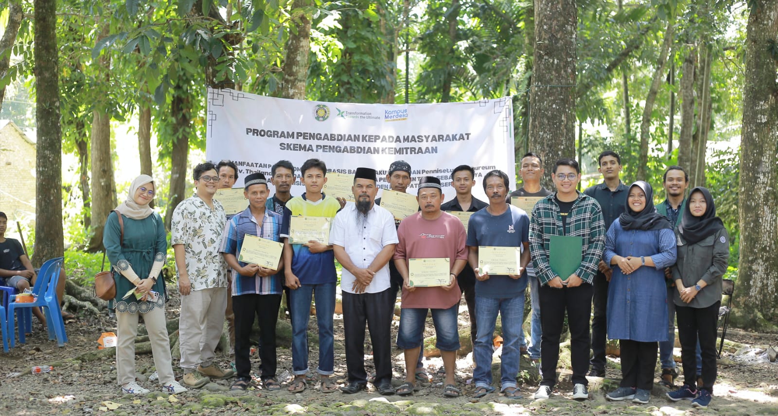 Dosen Usu Latih Pemanfaatan Pakan | Lembaga Pengabdian Pada Masyarakat ...