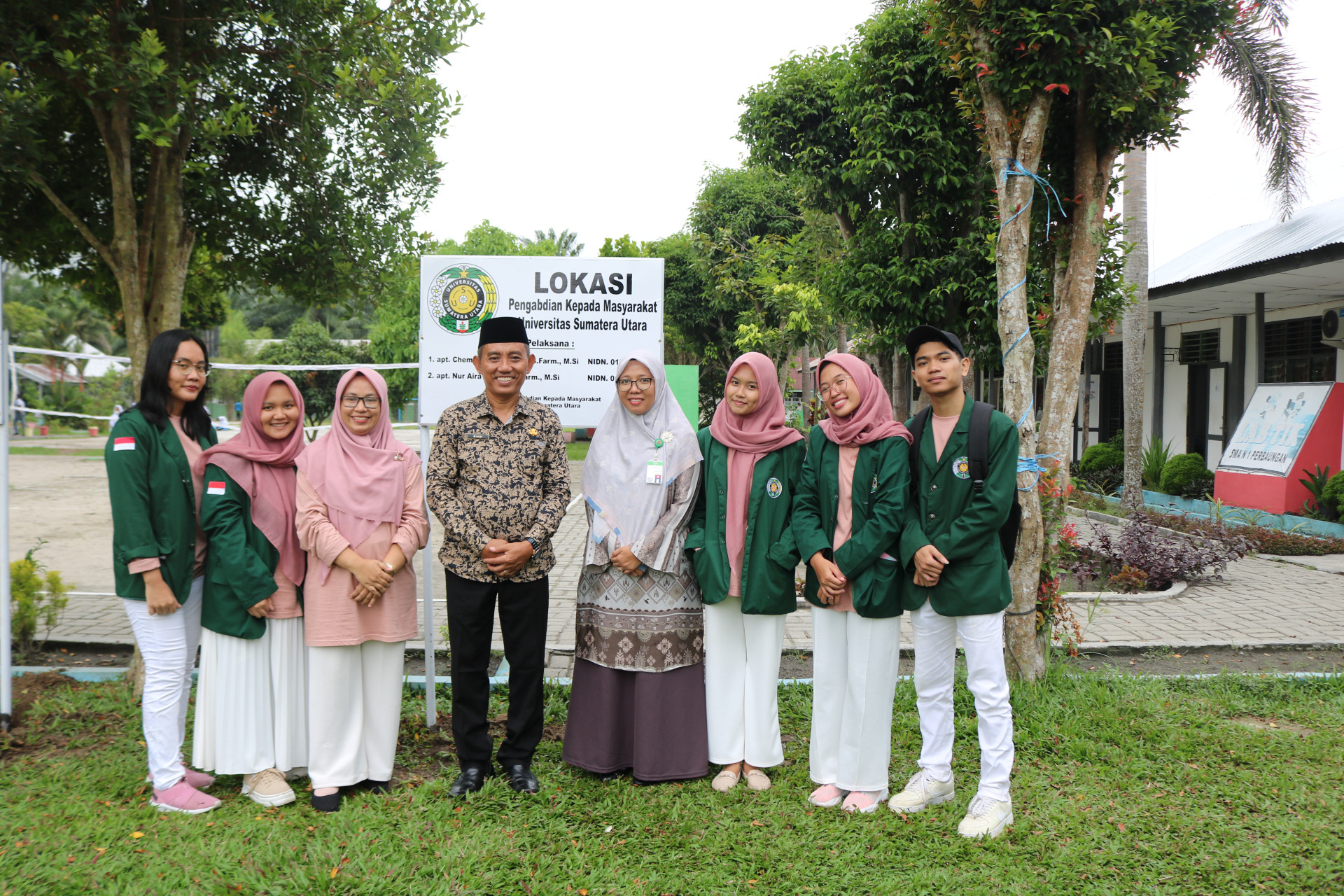 Dosen Fakultas Farmasi Usu Melakukan Pengabdian Masyarakat Dengan ...